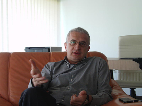 Actualitate: Deputatul Florin Anghel – între discreţie şi inserţie politică